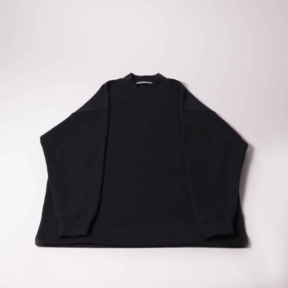 Crewneck Essentials Negra - The Flow Shop
